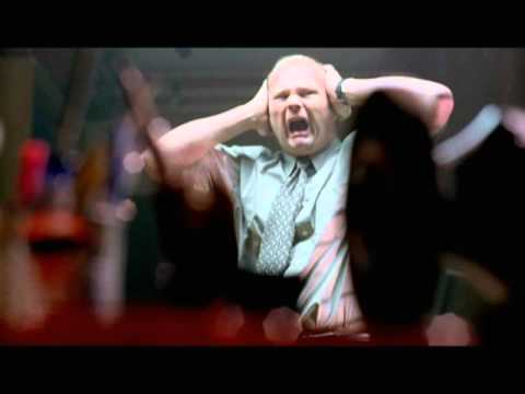 Sounds like le trailer ! • Oreille malade